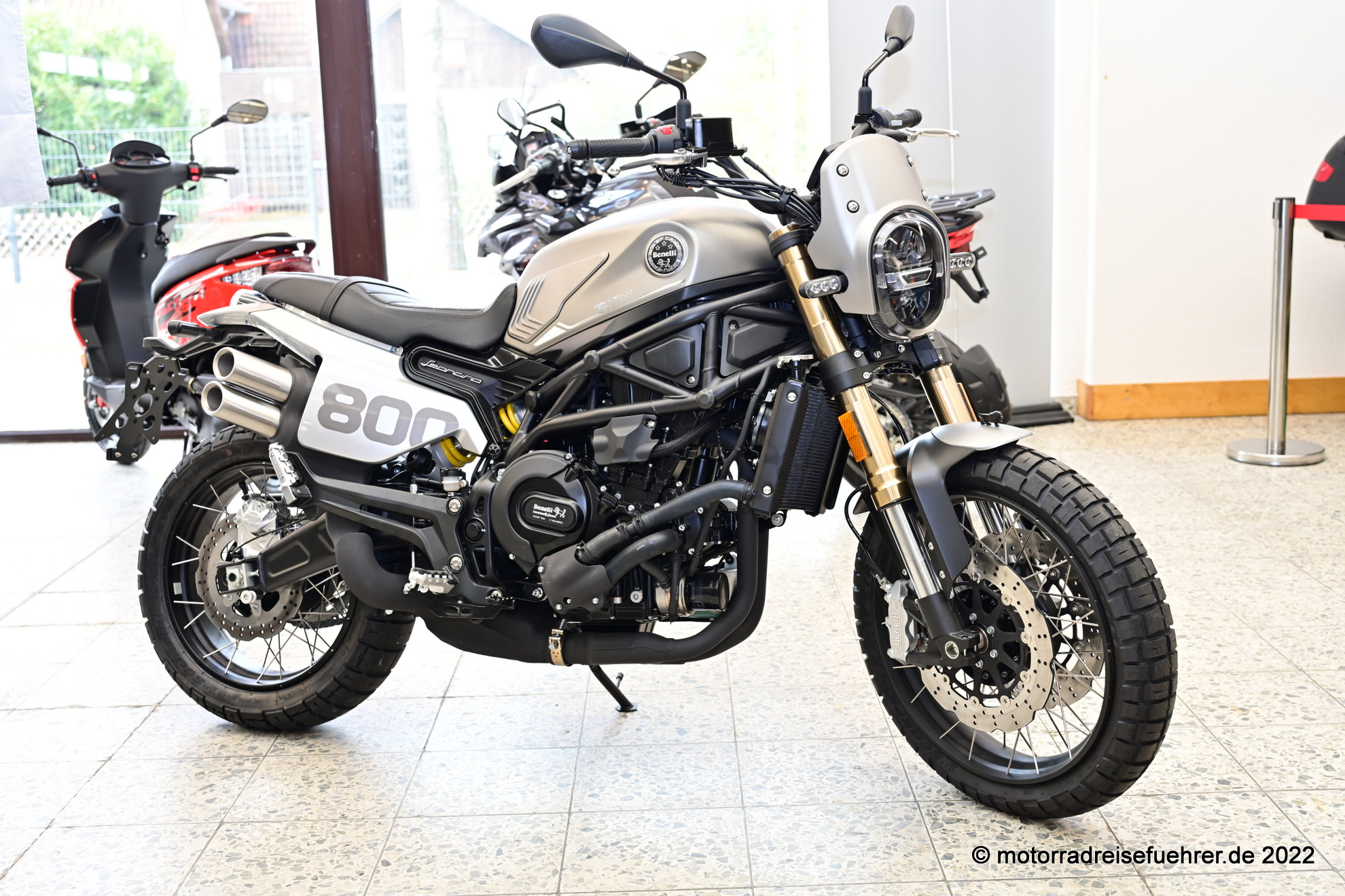 Benelli Leoncino 800 - Motorradreisefuehrer.de | Rezensionen und ...